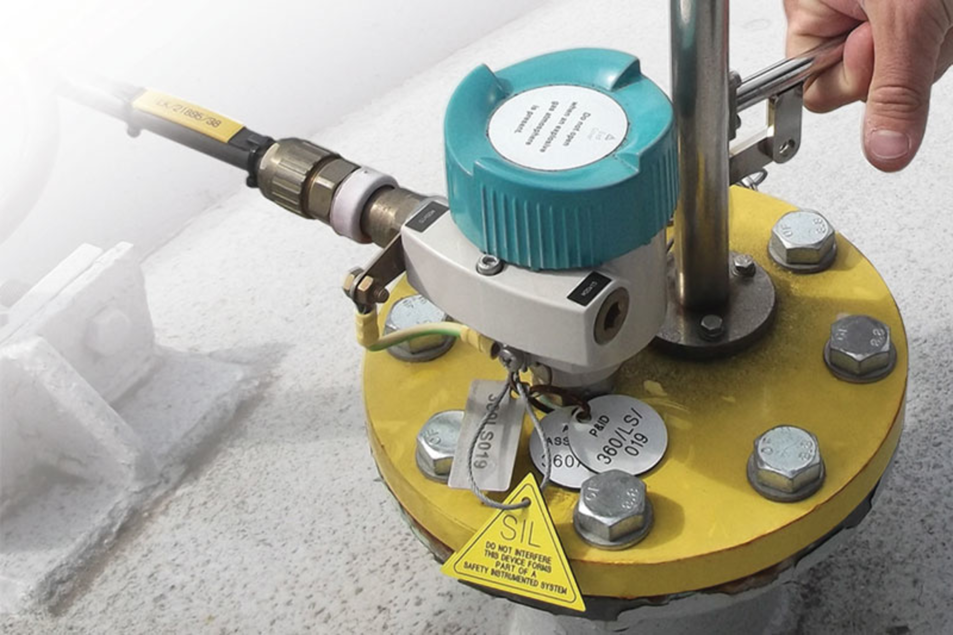 System integrator designs level solution to meet safety standards | PI ...